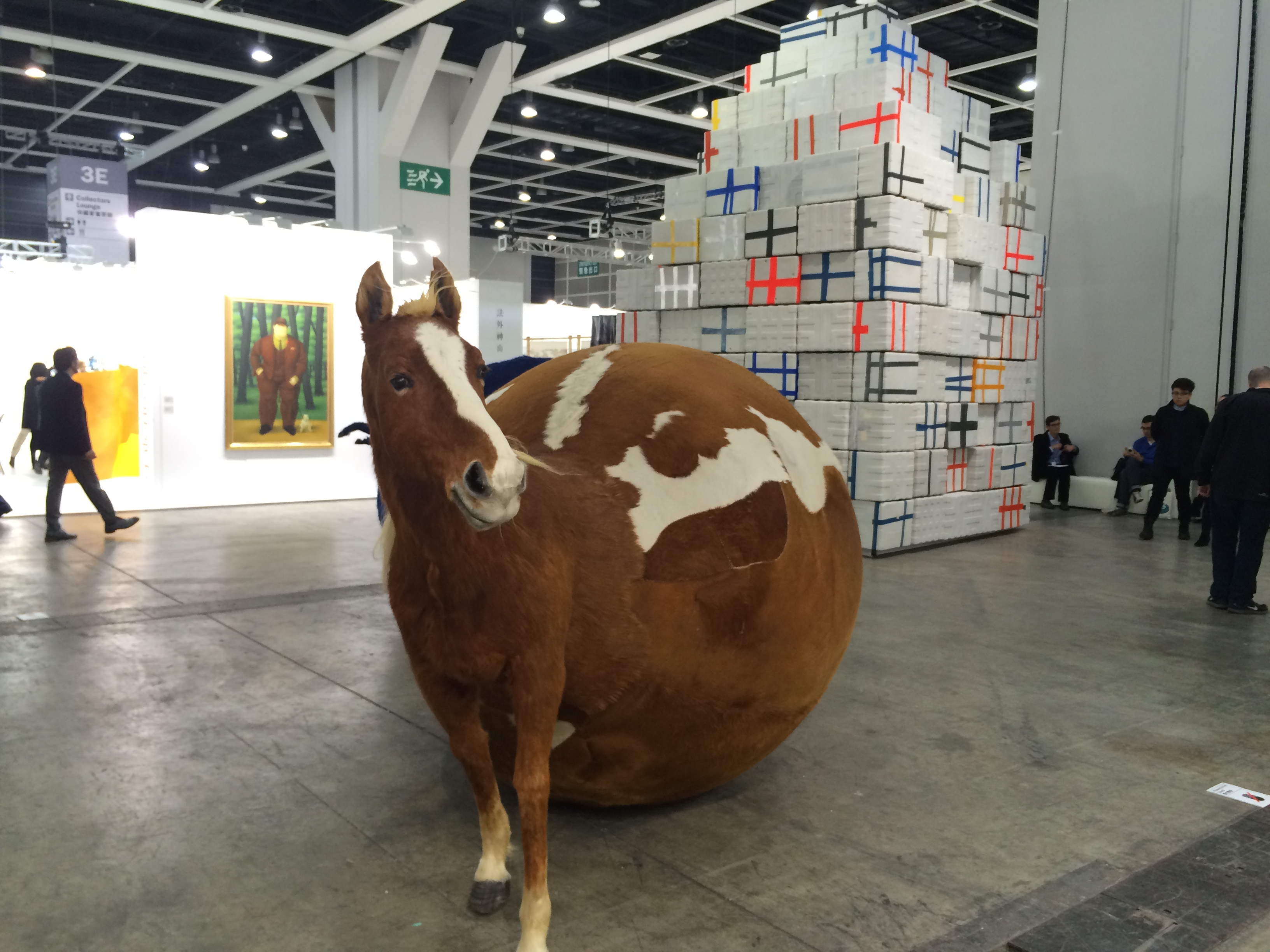 Horse Installation – Art Basel – MENTAL IDEAS