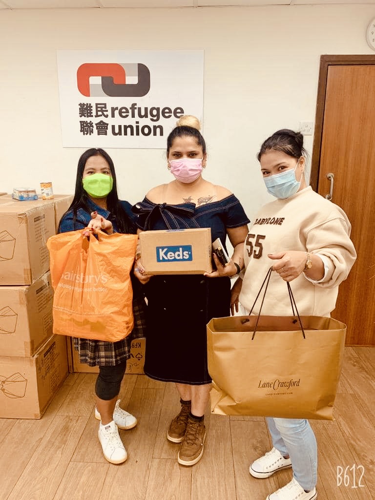 Delivering Clothes and Amenities to Refugees – Jan 2022 – MENTAL IDEAS